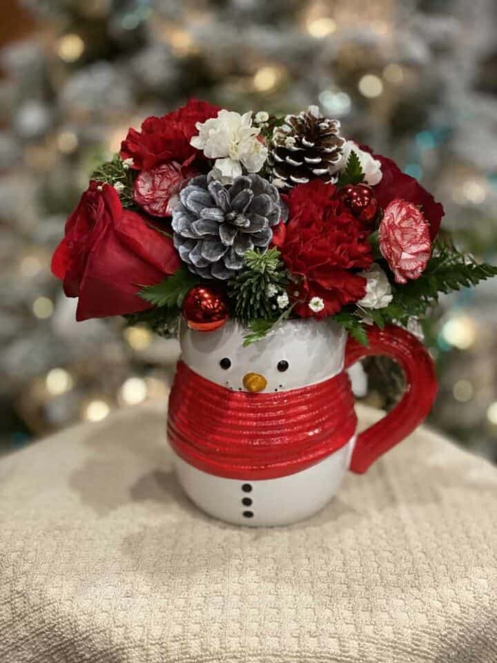Love Out Loud this Holiday with Teleflora Holiday Bouquets