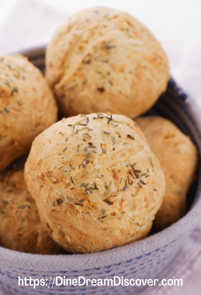 Italian Cheese Buns Recipe - Dine Dream Discover