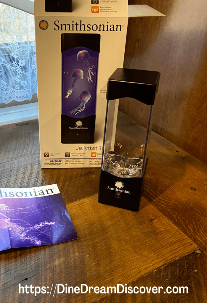 Smithsonian Jellyfish Aquarium Science Kit - Dine Dream Discover