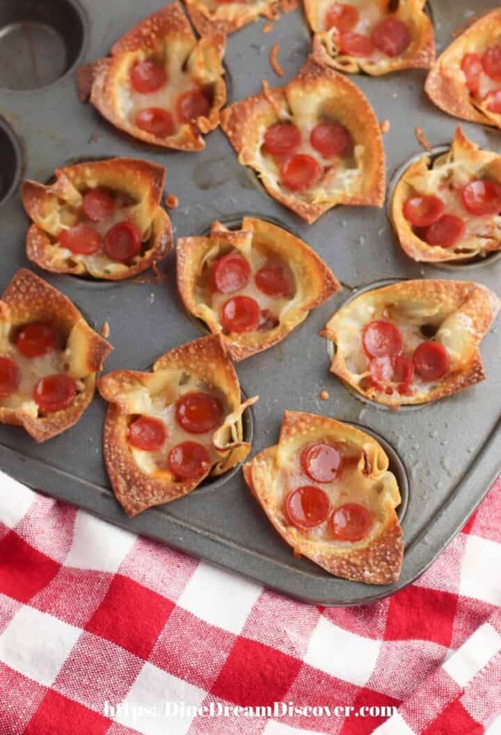 Pepperoni Pizza Cups