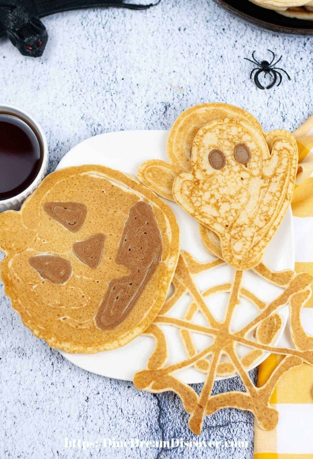 Pumpkins, Ghosts, and Spiders, Oh My! Halloween Pancakes Recipe
