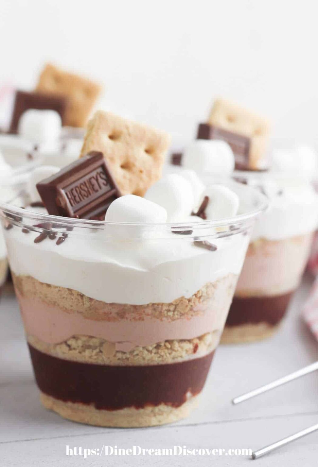 Smores Pudding Cups Recipe - Dine Dream Discover