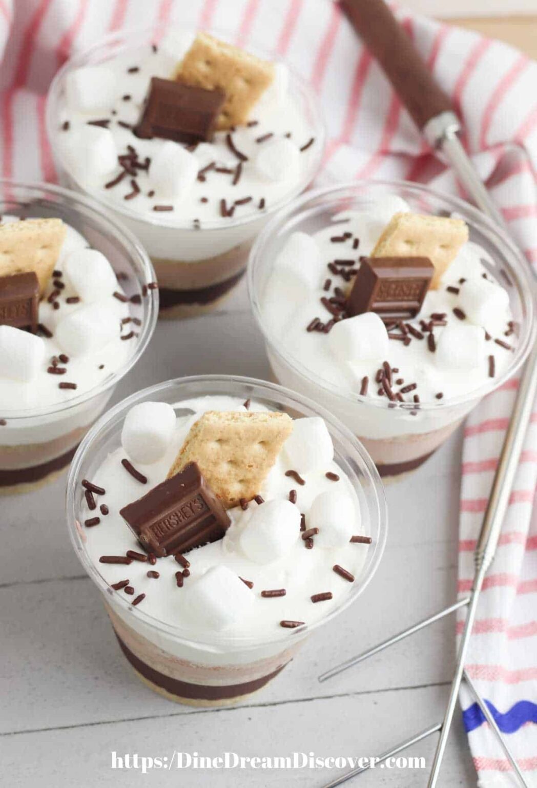 Smores Pudding Cups Recipe - Dine Dream Discover