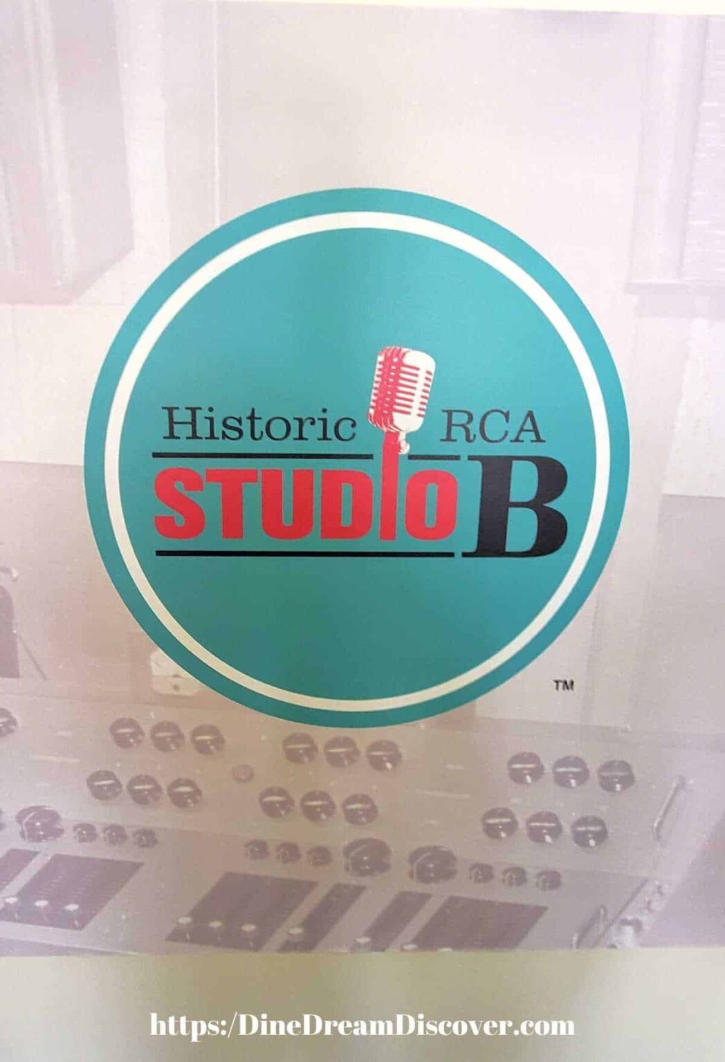 Tour The Legendary Nashville RCA Studio B | Dine Dream Discover