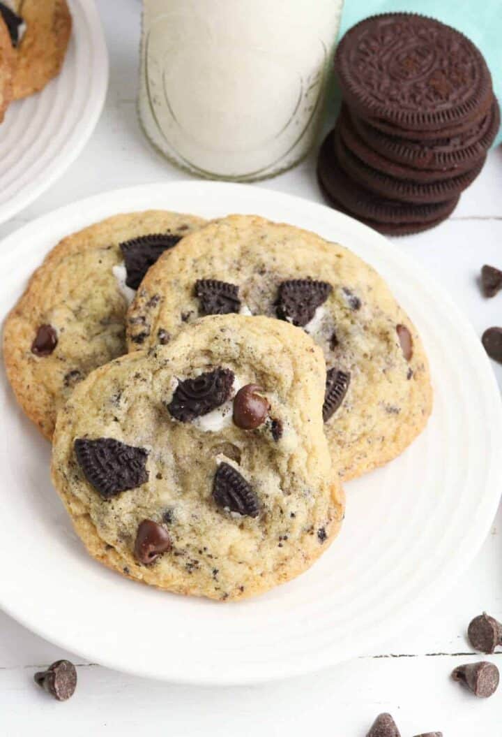 Crushed Oreo Chocolate Chip Cookies Recipe - Dine Dream Discover