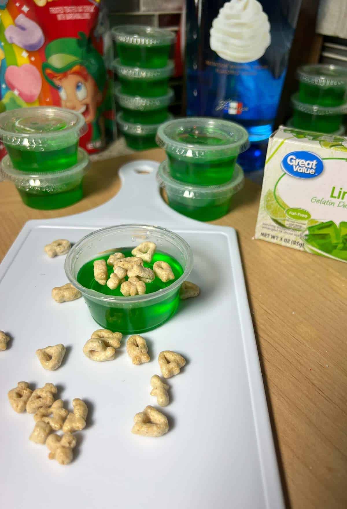 Christmas Vacation Jello Shots Recipe - Dine Dream Discover