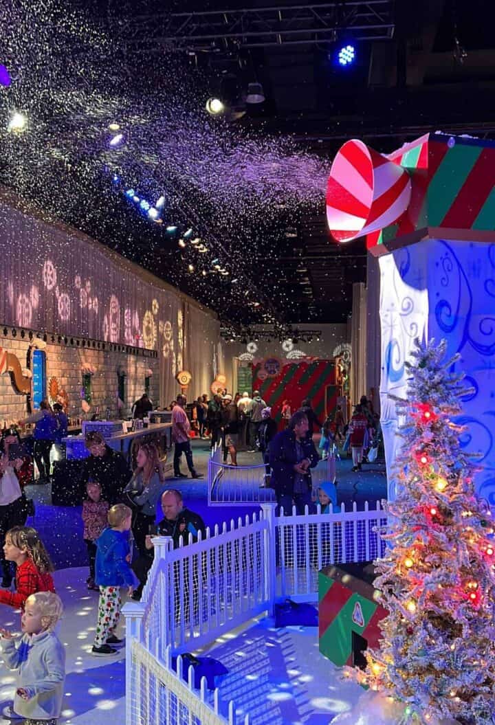 Gaylord Palms ICE Dr Seuss - Dine Dream Discover